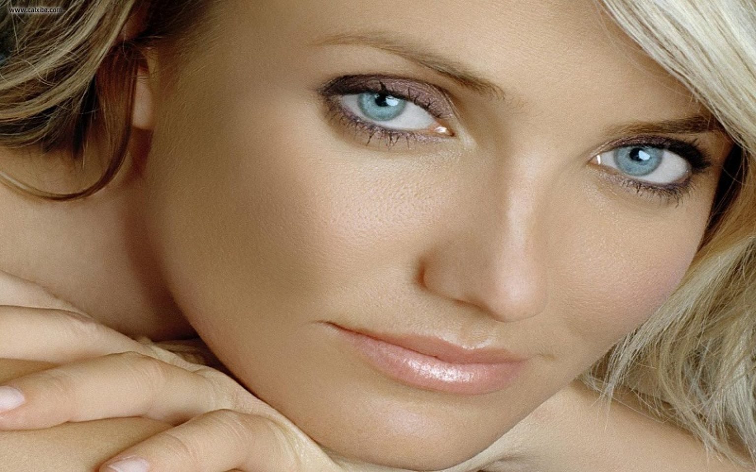 26 Most Beautiful American Women - Exploring-USA