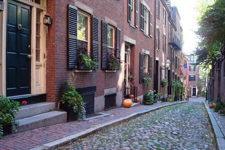 Top 10 Most Beautiful Streets in America - Exploring-USA