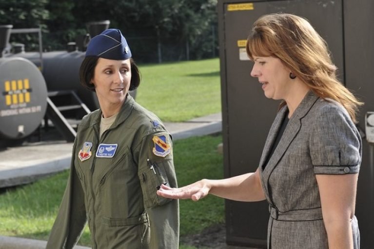 Top 6 Best Female Fighter Pilots in the US - Exploring-USA