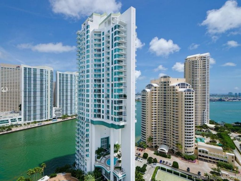 Top 10 Artificial Islands of USA - Exploring-USA
