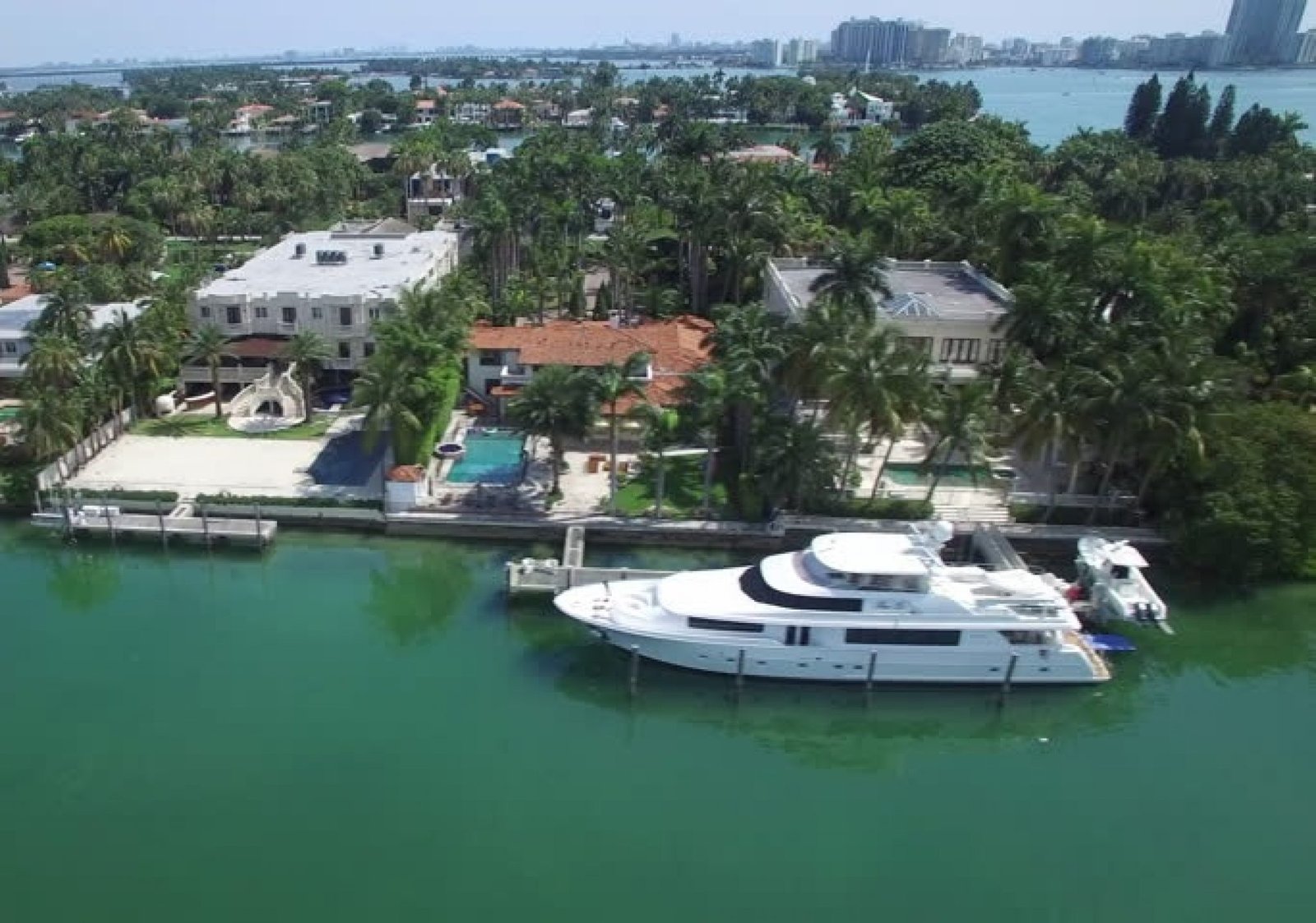 Top 10 Artificial Islands of USA - Exploring-USA